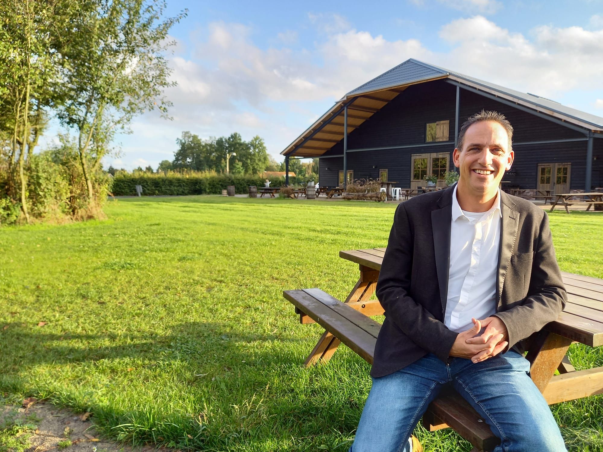 Regio’s centraal in dienstverlening - AB Werkt